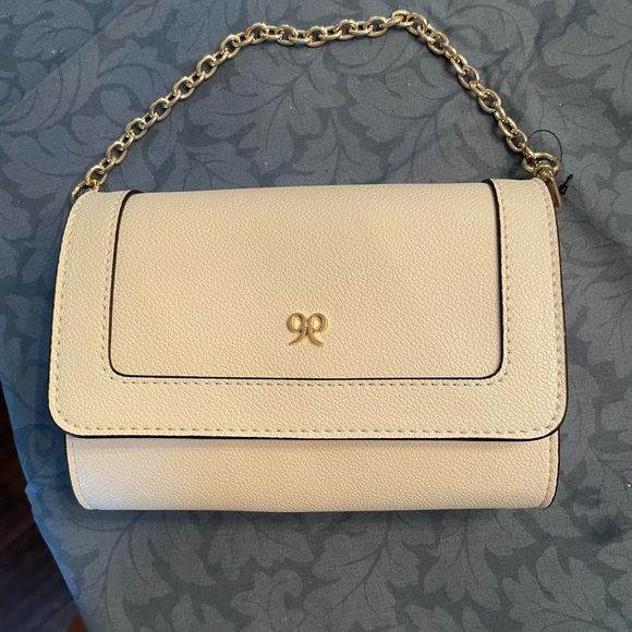 Nine West | Bags | Minipurse By Nine West In White With Chain Strap ...